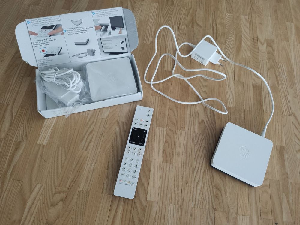 2x SWISSCOM TV BOX UHD (Gebraucht) in für CHF 66 – mit Lieferung auf ...