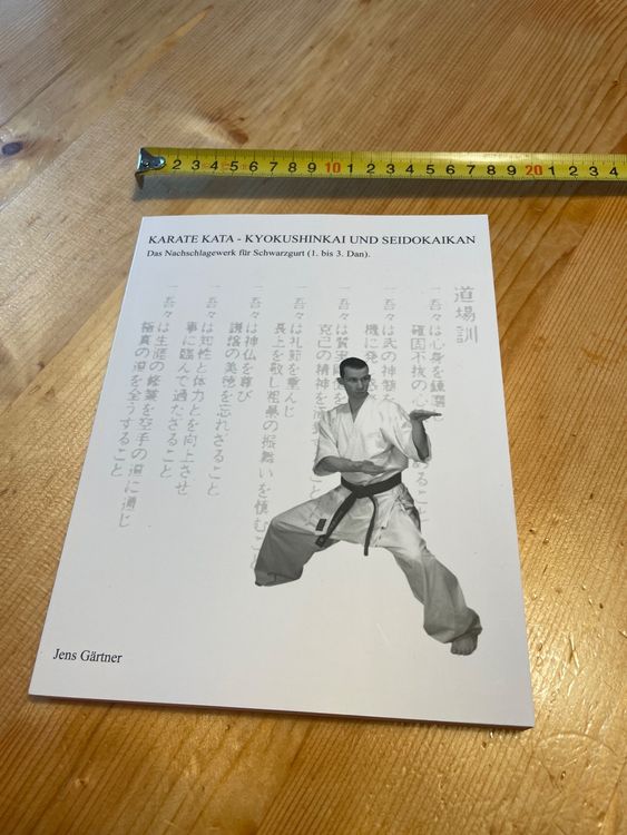 Karate Kata- Kyokushinkai und Seidokaikan (1.-3. Dan) NEU | Kaufen auf ...