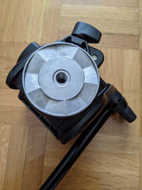 Manfrotto 701HDV Tripod Head (Neu (gemäss Beschreibung)) in Châtelaine ...
