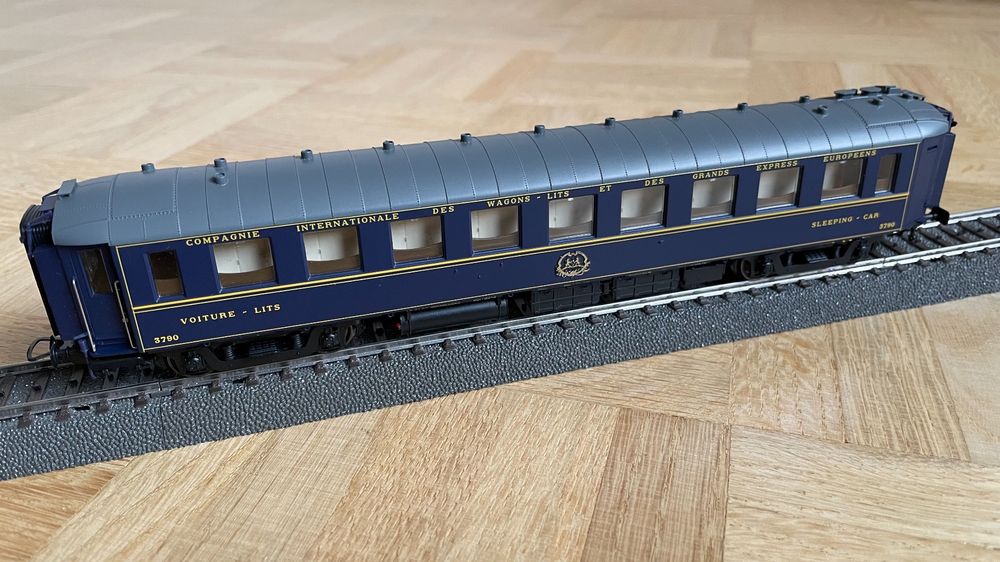 Schlafwagen CIWL Typ F blau Epoche IIIc von LS Models (Neu (gemäss ...