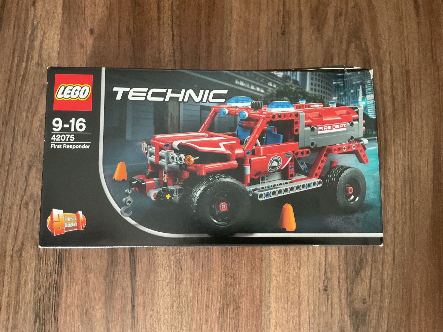 Lego Technik 42075 First Responder (Neu (gemäss Beschreibung)) in Wilen ...