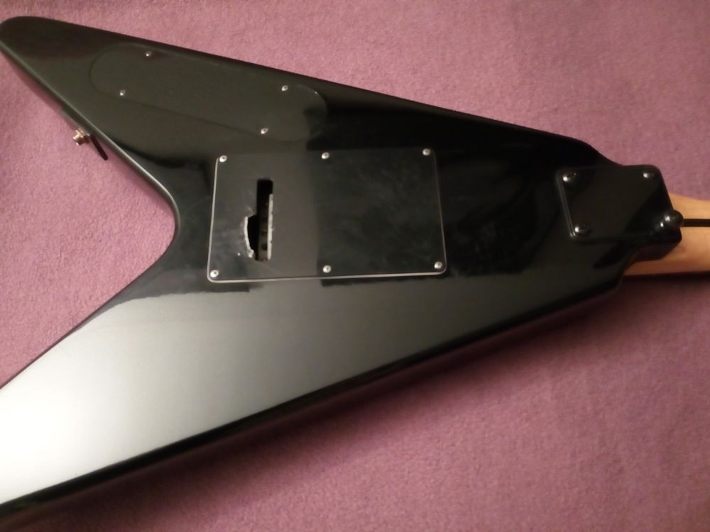 EPIPHONE - V2 Flying V - E-Gitarre *Vintage* | Kaufen auf Ricardo