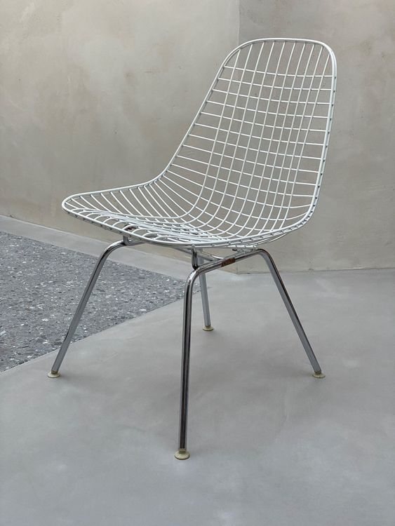 Herman Miller Vintage Wire Chair Low H Base Bikini (Gebraucht) in ...