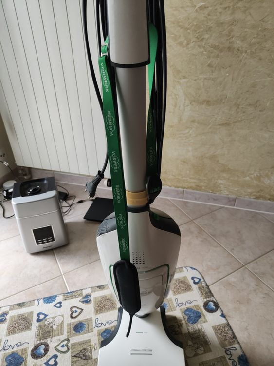 Vorwerk VK 200+EB400 wie neu mit gurten (Gebraucht) in Schlieren für ...