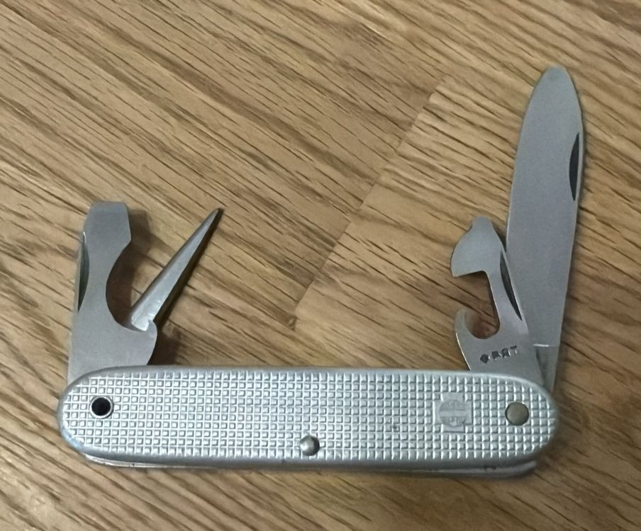 VICTORIA SACKMESSER JAHRGANG 1967 (Gebraucht) in Zürich für CHF 1 – mit ...