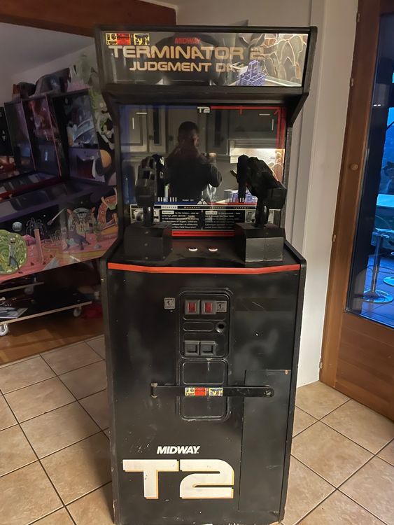 Je vends borne arcade terminator 2 | Kaufen auf Ricardo