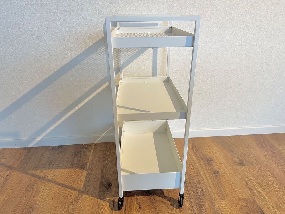 Servierrollwagen 3 Etagen mit Rollen – Weiss (Gebraucht) in Zürich für ...