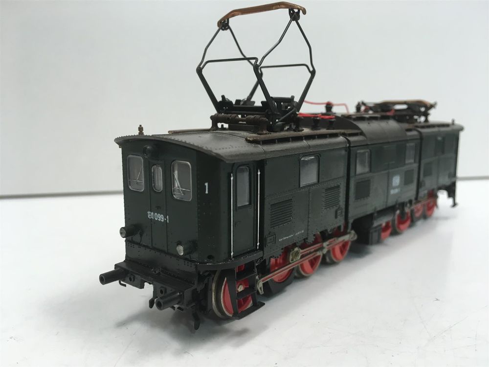 2M Roco DB BR 191 E-Lok grün (Gebraucht) in Thun für CHF 14 – mit Lieferung auf Ricardo kaufen