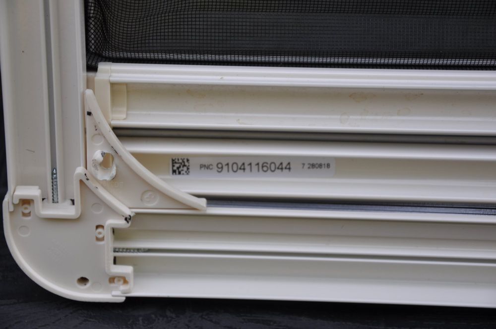 Dometic Car Plissee S7P Rollo 938x437 mm für Camper (Defekt) in ...