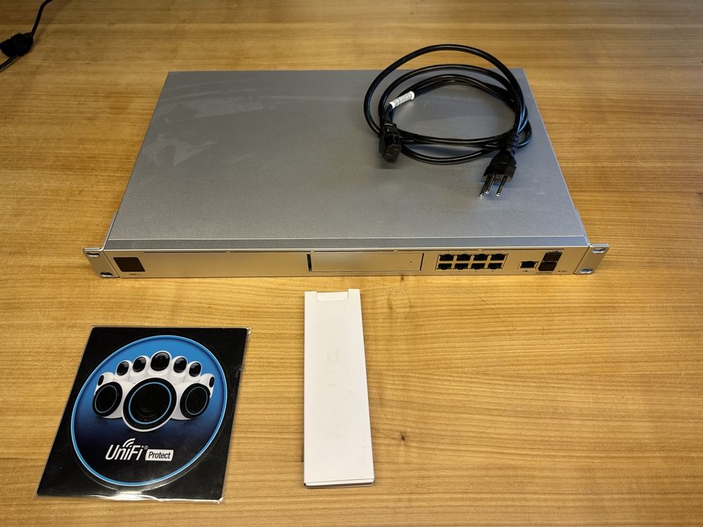 Ubiquiti UDM Pro (eu edition) (Nuovo (secondo la descrizione)) a Zürich ...