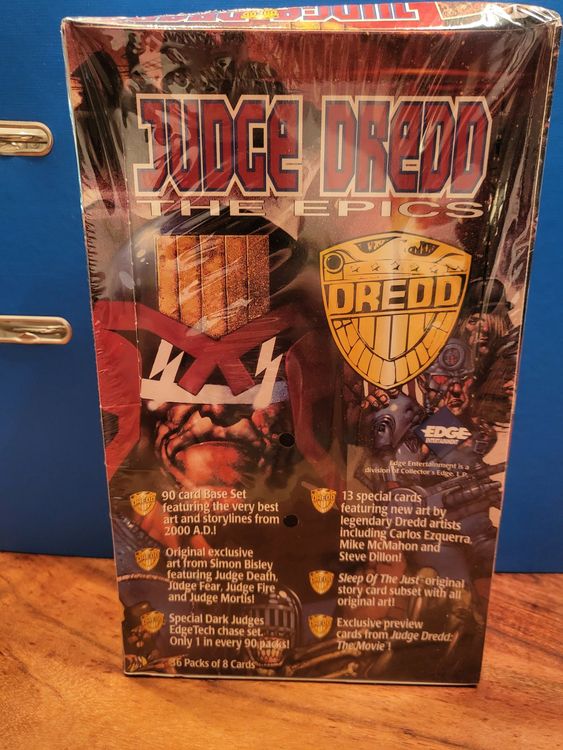 TRADING CARDS JUDGE DREDD (Neu und originalverpackt) in Schönenberg ZH ...