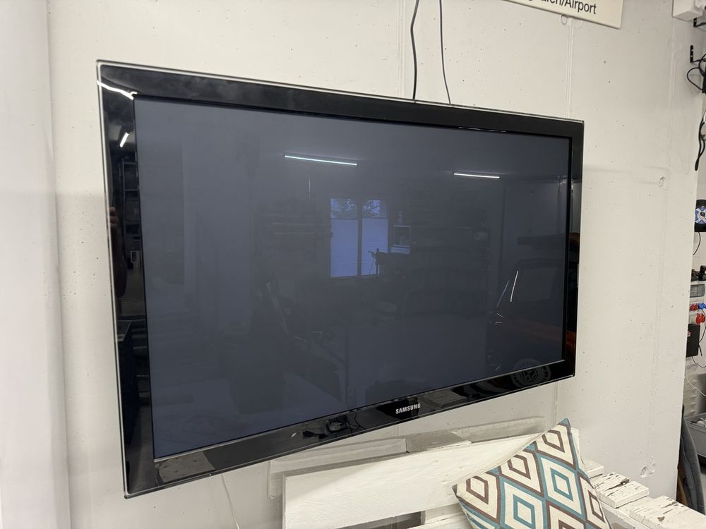 Samsung PS50C550 FullHD TV | Kaufen auf Ricardo