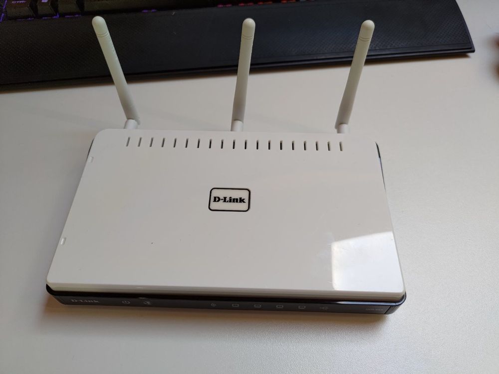 D-Link DIR-655 Wireless / Gigabit Router (Gebraucht) in Liestal für CHF ...