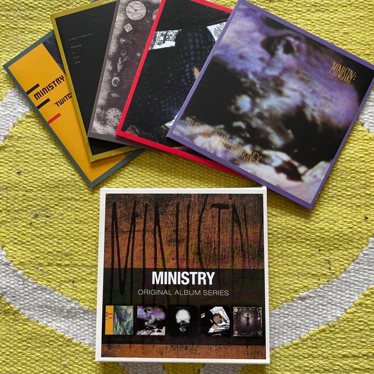 MINISTRY-5CD BOX SET ORIGINAL ALBUM SERIES (DIGIPACK) (Gebraucht) in Rorschacherberg für CHF 9.9 ...