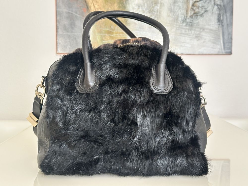Givenchy-Tasche (Hand- & Umhängetasche) schwarz mit Fell (Gebraucht) in ...