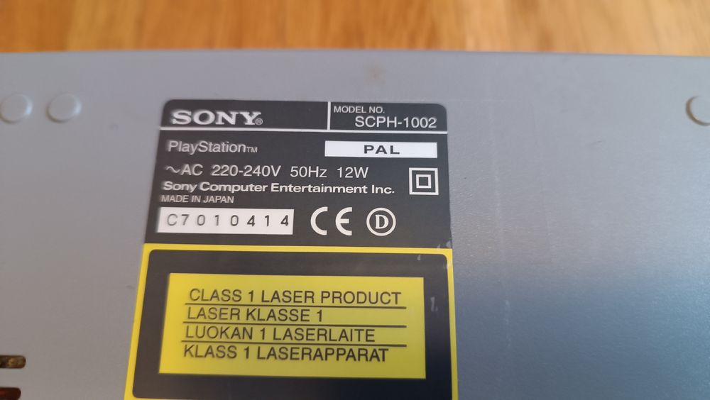 PlayStation 1 SCPH-1002 (Erstes Modell mit Audioanschlüsse) (Gebraucht ...