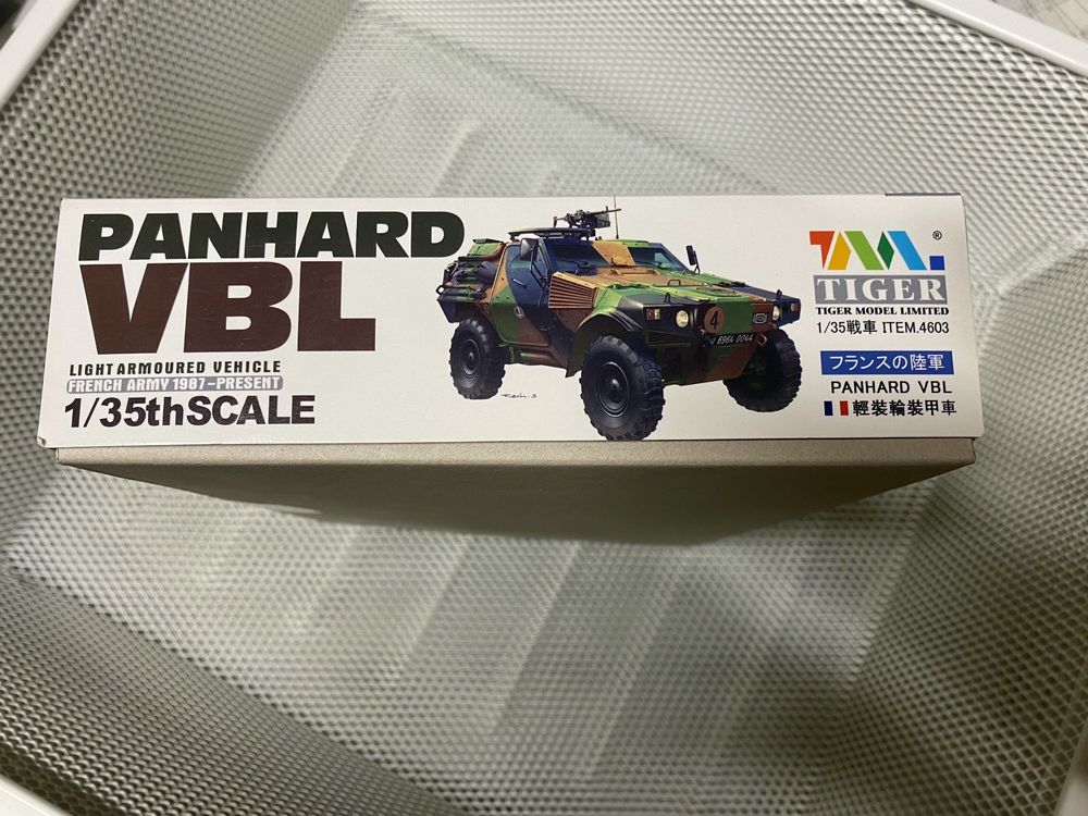 1/35 PANHARD VBL FRENCH ARMY LIGHT ARMOURED VEHICLE | Kaufen auf Ricardo