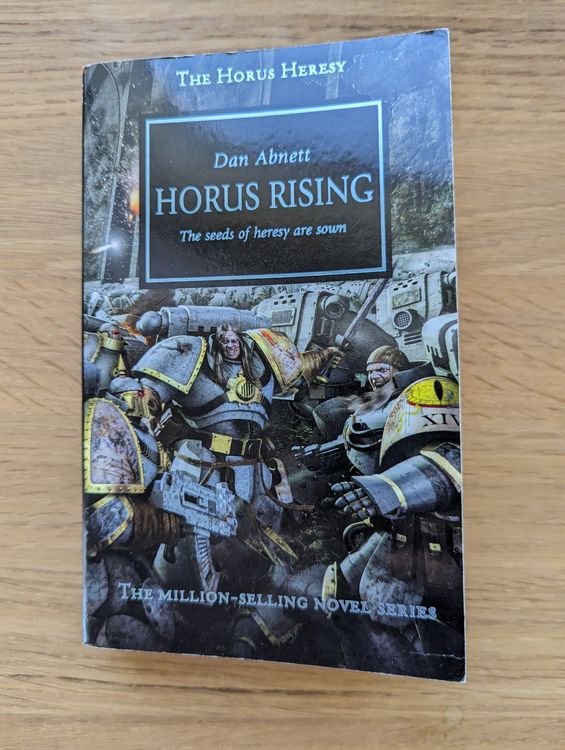 Roman Warhammer 40k - Horus Rising (Gebraucht) in La Neuveville für CHF ...