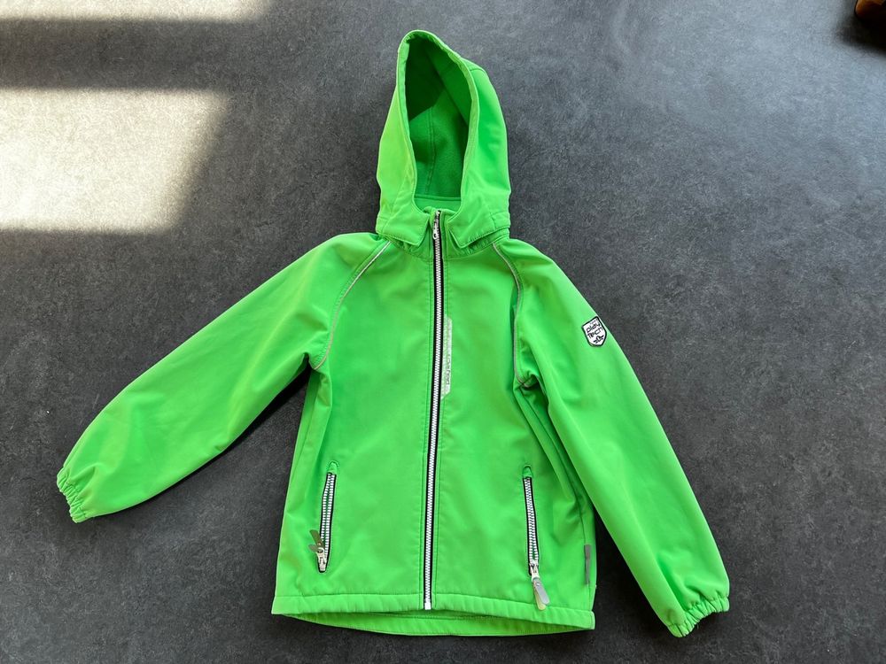 Softshell-Jacke, grün, Gr. 134 (Gebraucht) in Baar für CHF 10 – mit ...