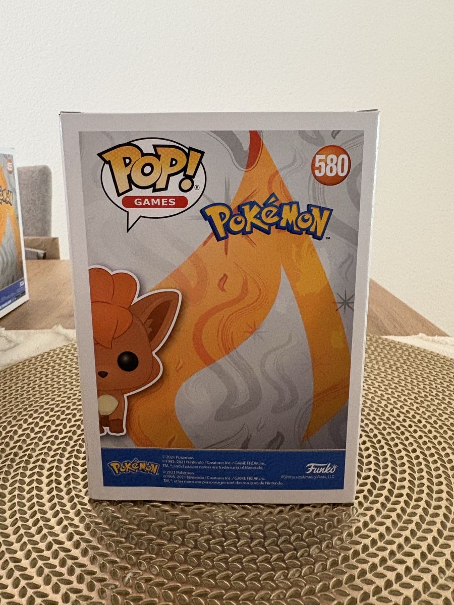 Funko Pop! Pokémon Vulpix 580 Flocked - Top Zustand! (Neu und ...