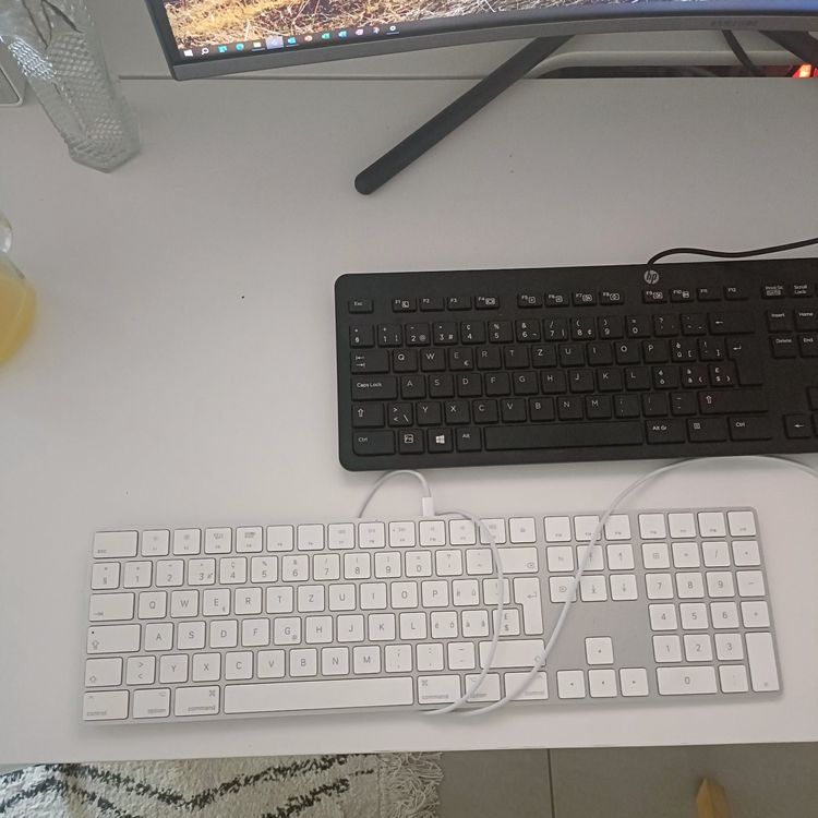 Apple Magic Keyboard inkl. Zahlenblock (Gebraucht) in Unterstammheim ...