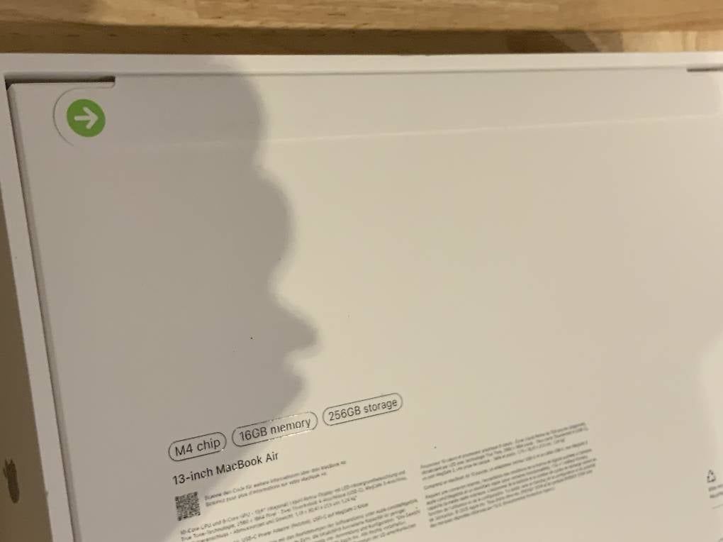 Apple Macbook Air M4 13 Zoll NEU Sky Blue ungeöffnet Garanti (Neu und ...