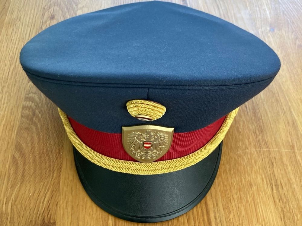 Original Polizeihut Wien Uniformhut Kappenfabrik Wien IV | Kaufen auf ...