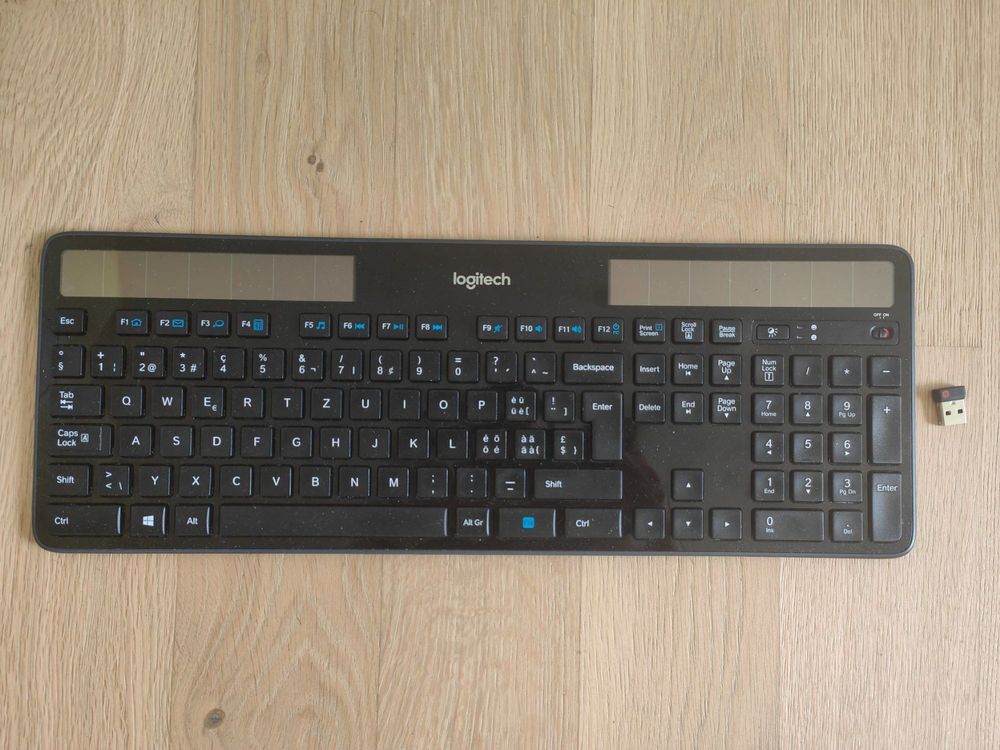 Logitech K750 Wireless Solar Tastatur mit Dongle (Gebraucht) in für CHF 21 – mit Lieferung auf ...