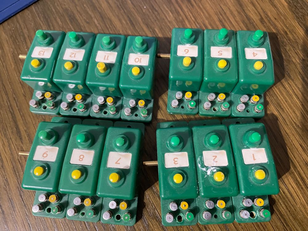 TRIX Schalter grün (Gebraucht) in Rudolfstetten für CHF 25 – mit ...