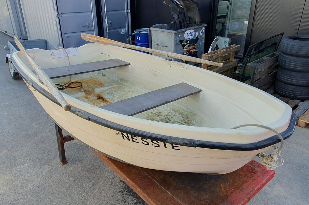 Bateau à rames (Gebraucht) in Cossonay-Ville für CHF 233 – nur Abholung ...