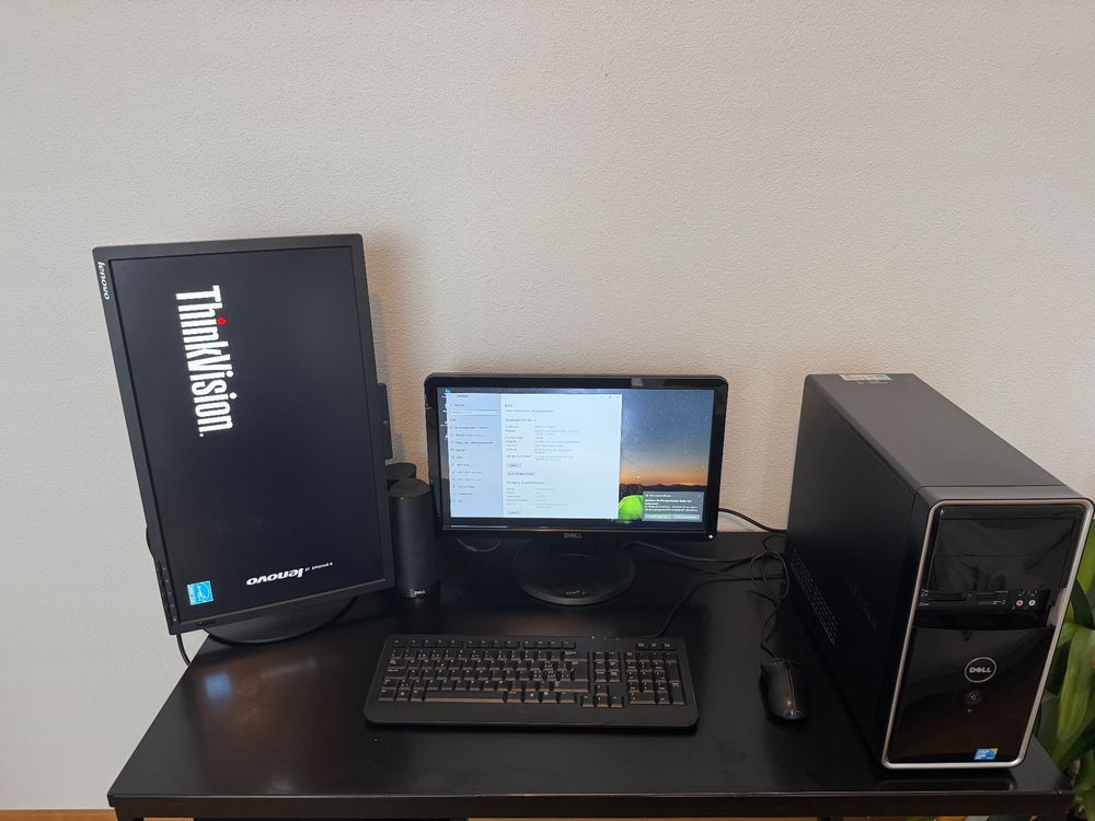 PC Setup mit 2 Bildschirmen, Maus, Tastatur, Boxen von DELL (Gebraucht ...