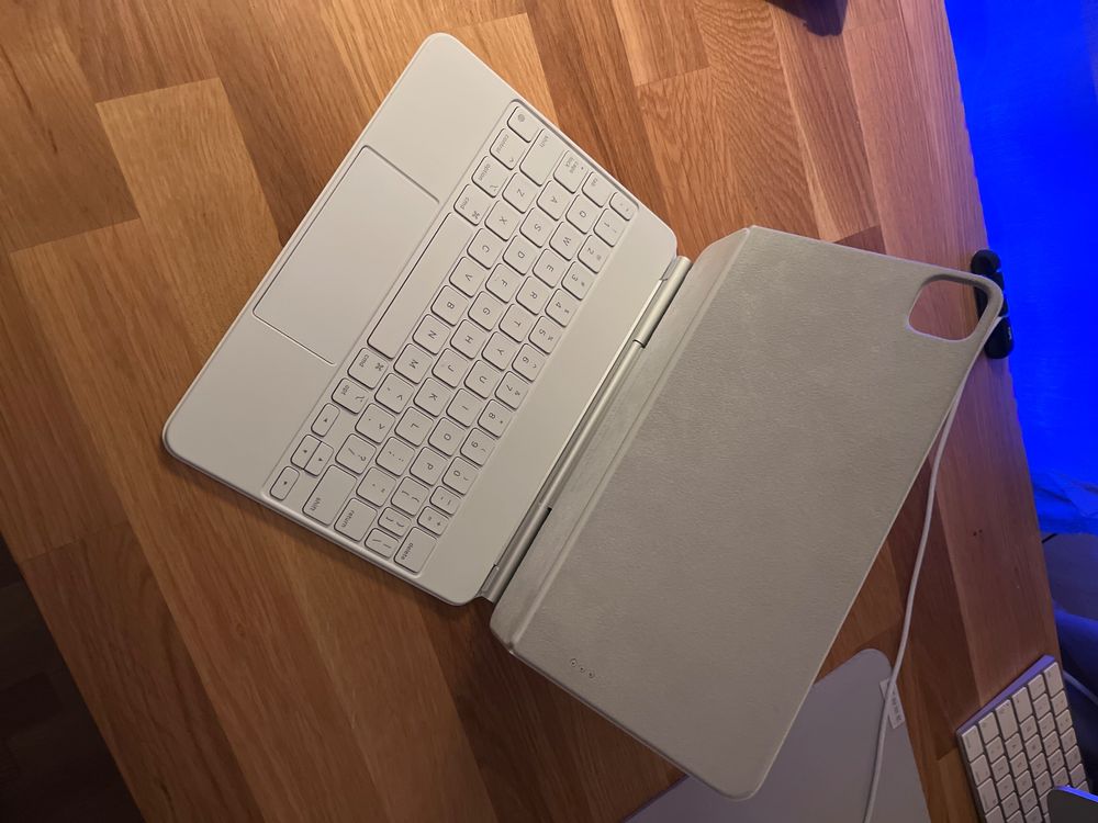 Apple USB-C Magic Keyboard for 11” iPad Pro (Gebraucht) in Zürich für CHF 151 – mit Lieferung ...