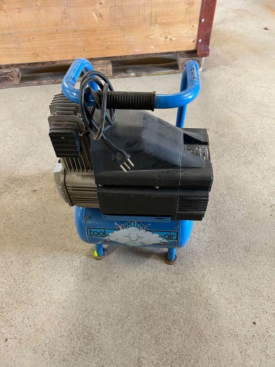 Tool-Air Kompressor CL-10/220 (Gebraucht) in Grüningen für CHF 57 – nur Abholung auf Ricardo kaufen