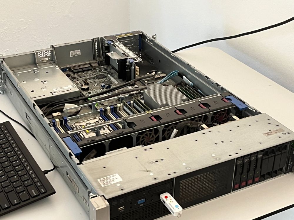 HP Proliant DL 380 Gen9 E5-2620 v3, 128GB RAM, SSD+HDD 900G (Gebraucht ...