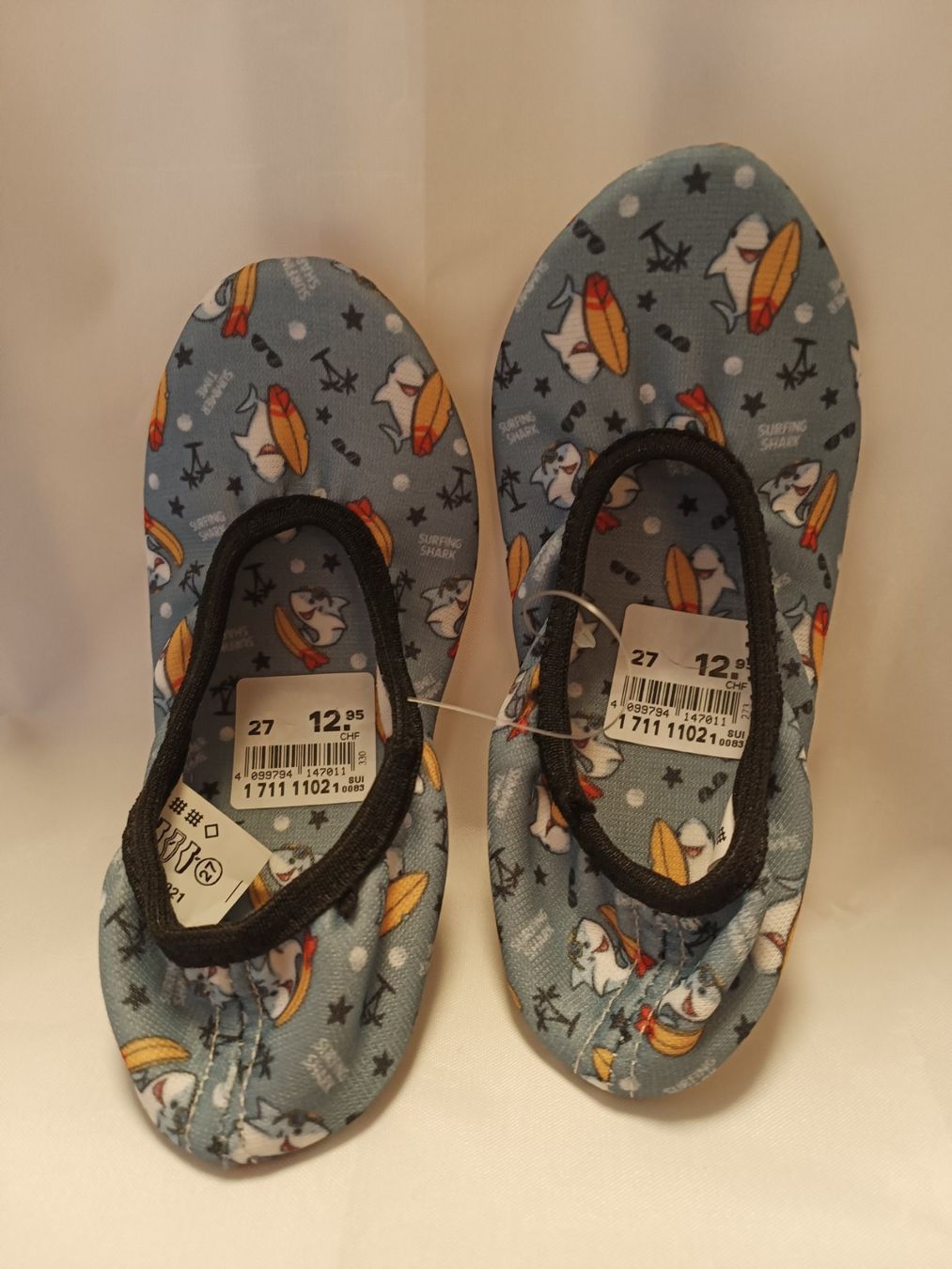 Cupcake Couture Turnschläppli Gr 27 Kinder Hai (Neu (gemäss ...