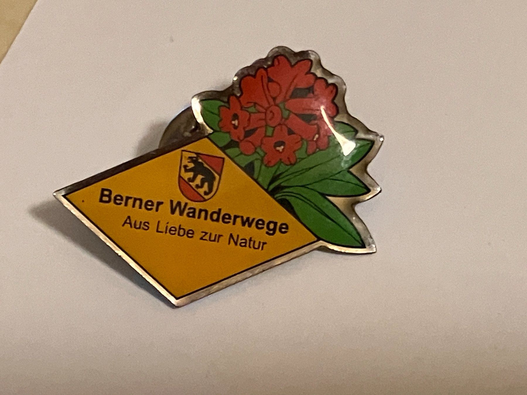 1 Pin Berner Wanderwege - aus Liebe zur Natur (Gebraucht) in Basel für ...