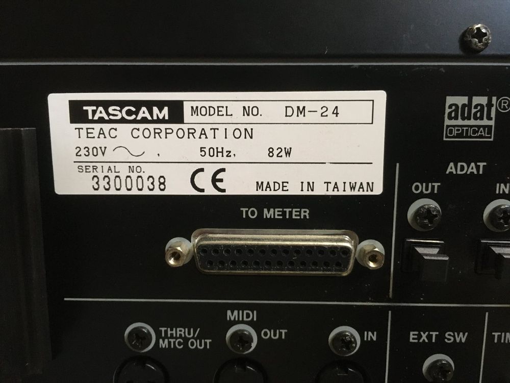 Tascam DM-24 mit Meterbridge MU-24 (Gebraucht) in Speicherschwendi für ...