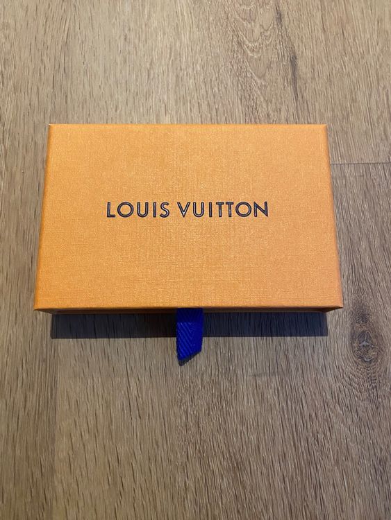 LVMH Box (Gebraucht) in Altendorf für CHF 5 – mit Lieferung auf Ricardo ...