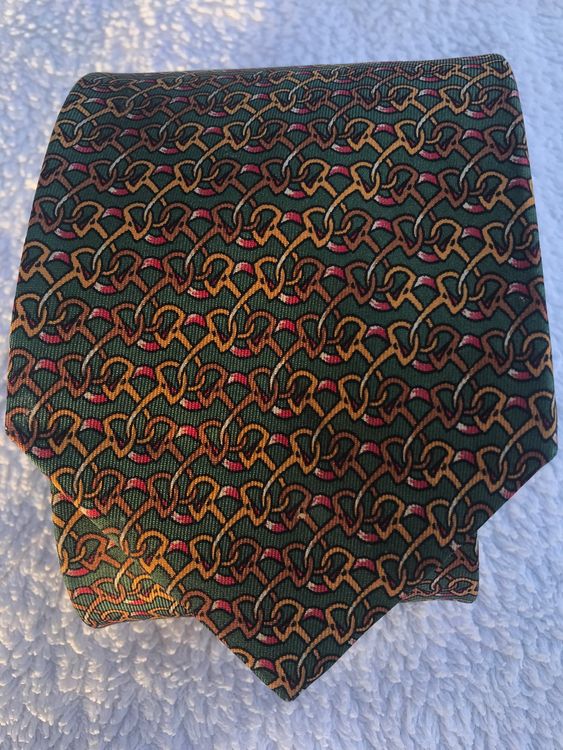 Cravatte Gucci 100% soie (Gebraucht) in Auvernier für CHF 12 – mit ...