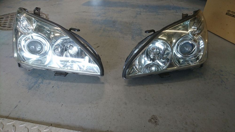 Lexus RX 400 H Scheinwerfer Vorne Xenon (Gebraucht) in Helgisried für ...