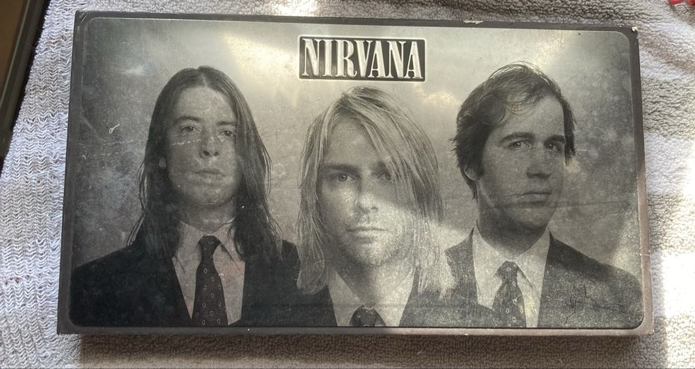CD Nirvana With The Lights Out Silver Box (Gebraucht) in Aarwangen für ...