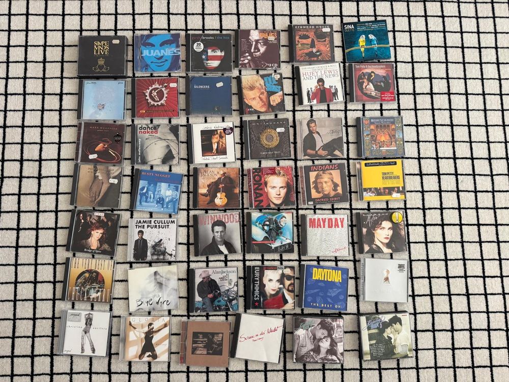 Pack of 40 CDs 💿🎶 (Gebraucht) in Pfäffikon SZ für CHF 1 – mit Lieferung ...