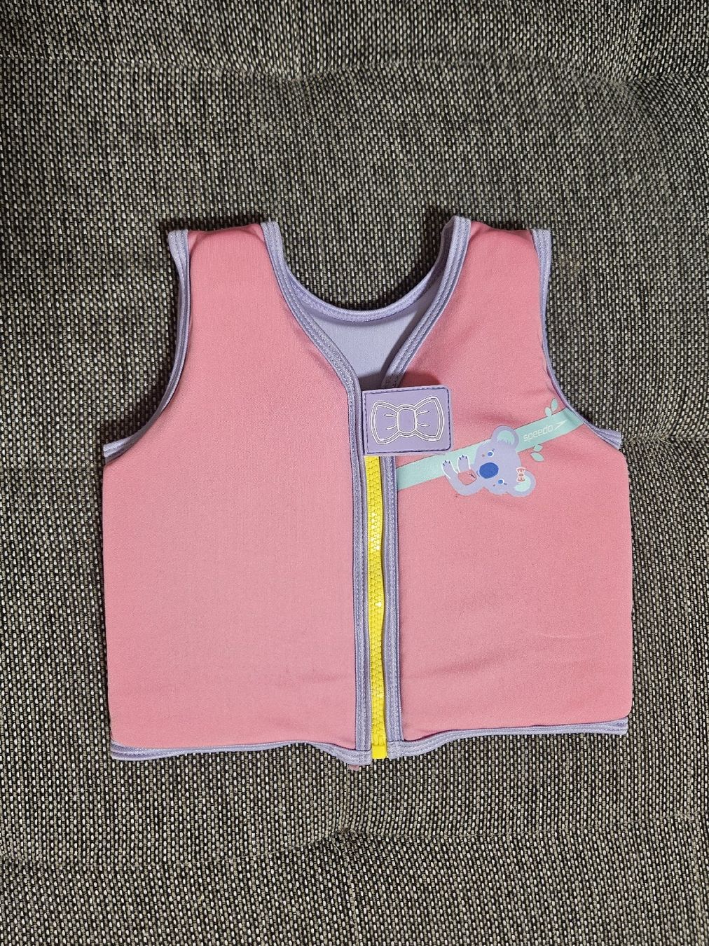Schwimmweste Speedo 1-2 Jahre / 11-15kg (Gebraucht) in Uster für CHF 15 ...
