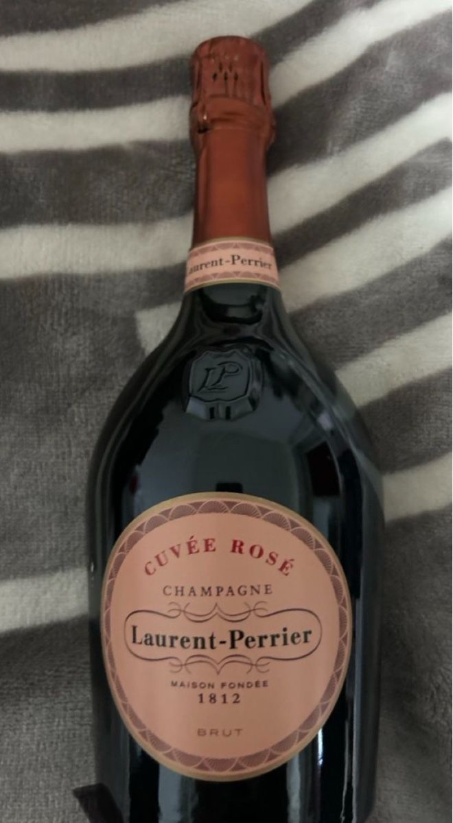 Je vends un pack de 6 bouteilles de champagne Cuvée Rosé Lau (Neu und ...