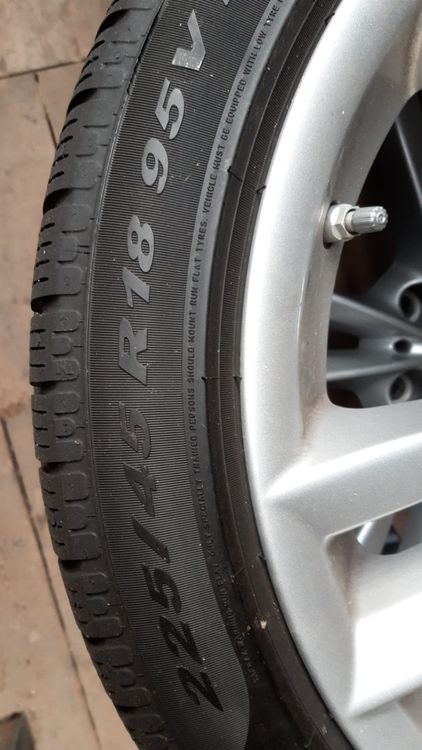 Original BMW Winterkompletträder V-Speiche 658 (Gebraucht) in ...