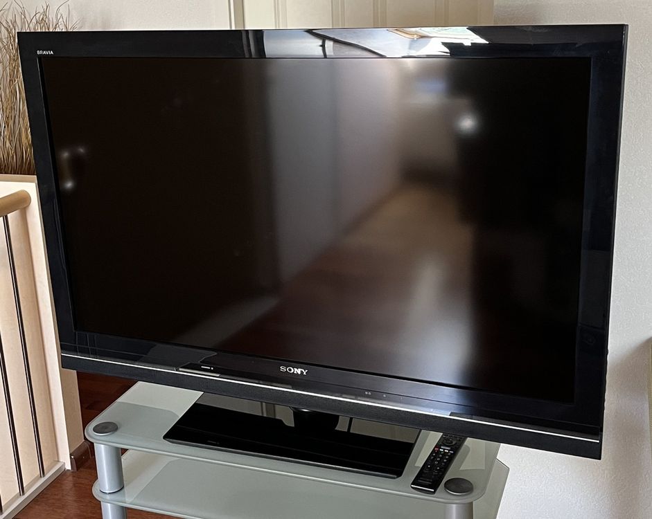 SONY Bravia KDL-46W5710 46 Zoll LED TV | Kaufen auf Ricardo