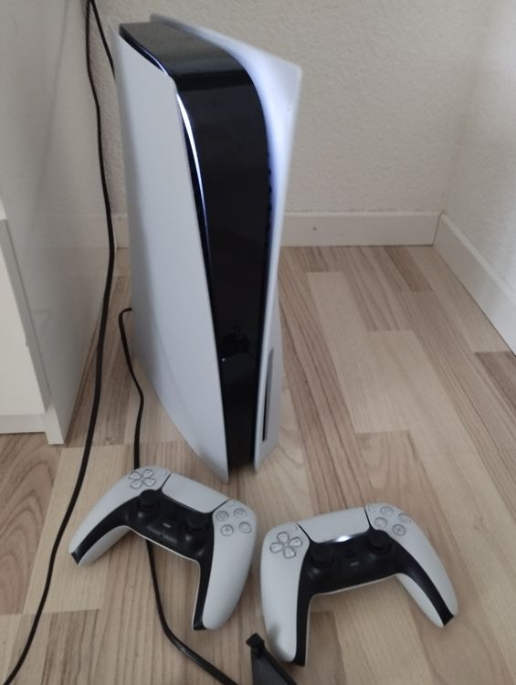PS 5 inkl. 2 Controller | Kaufen auf Ricardo