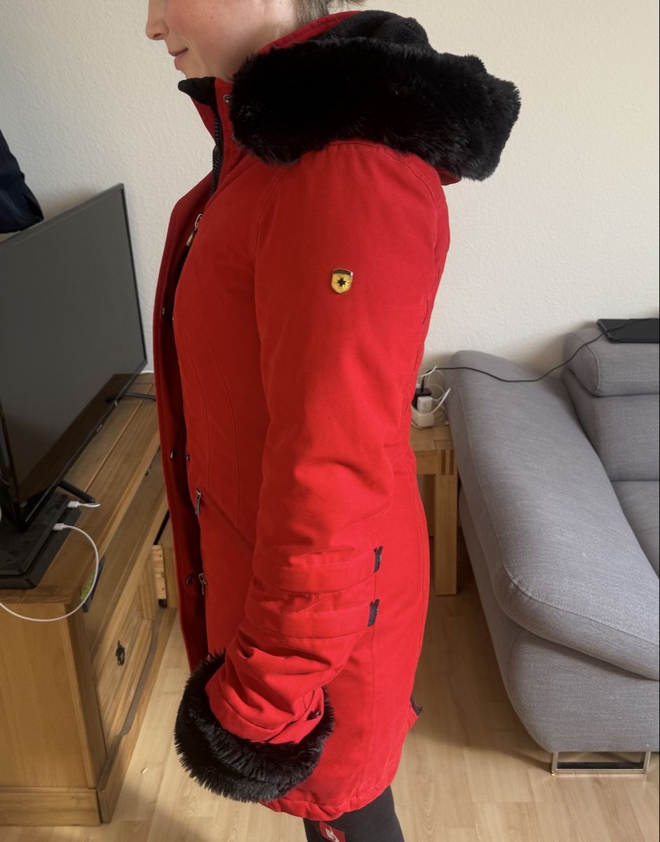 Rote Wellenstein Winterjacke mit Pelz, warm gefüttert (Gebraucht) in ...