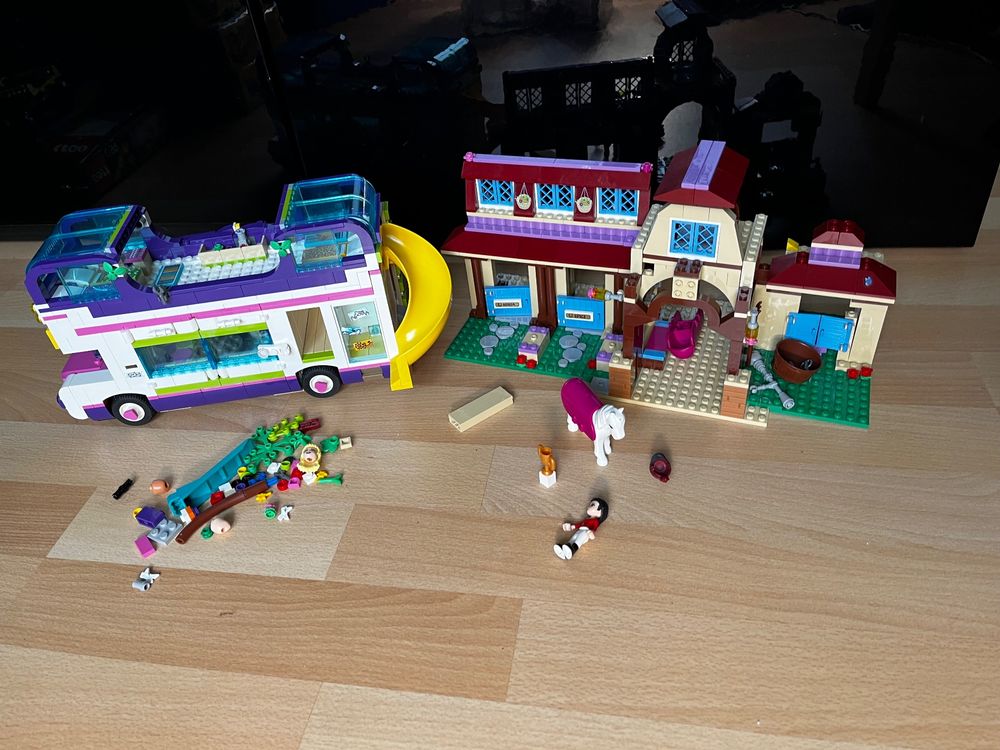 Lego Friends Bus 41395 u.Heartlake Reiterhof 41126 (Gebraucht) in ...