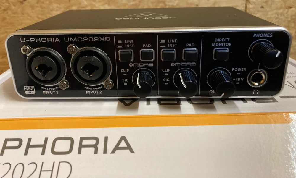 1stk. Behringer UMC 202HD Audio Interface in OvP (Gebraucht) in ...